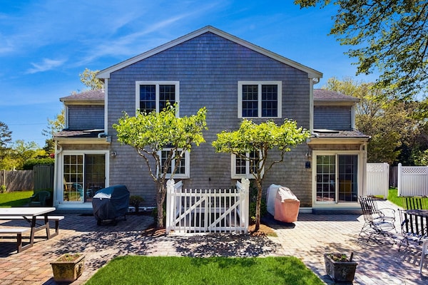 Two Family Dog Friendly Cottages: Close To Beach & Town - Dennis, MA