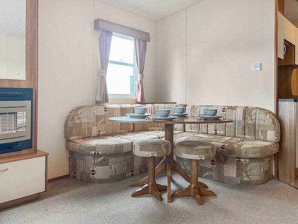 2 Bedroom Accommodation In Newton Stewart - Newton Stewart