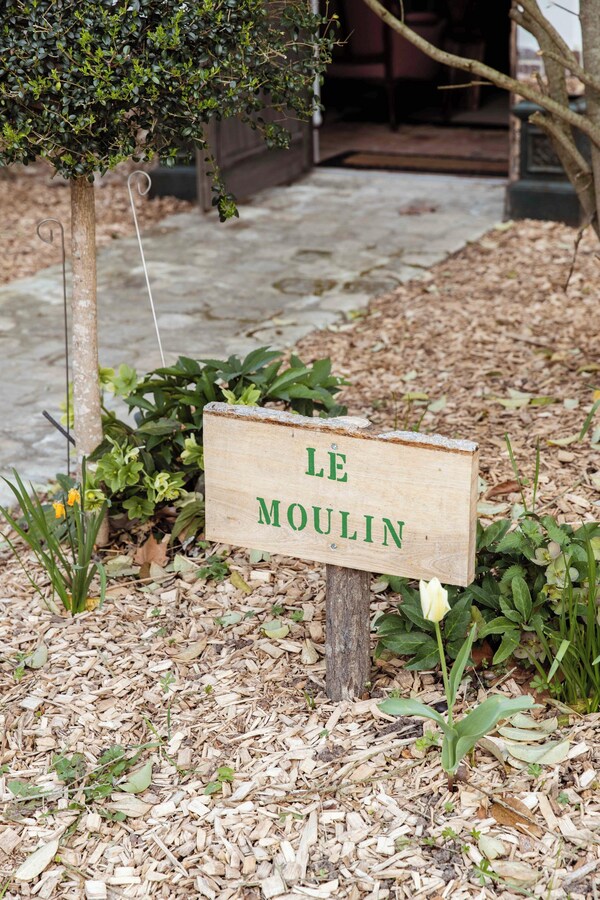 Gite Le Moulin, A Jewel Nestled In The Grounds Of The Château De La Bucherie Estate - Mantes-la-Jolie