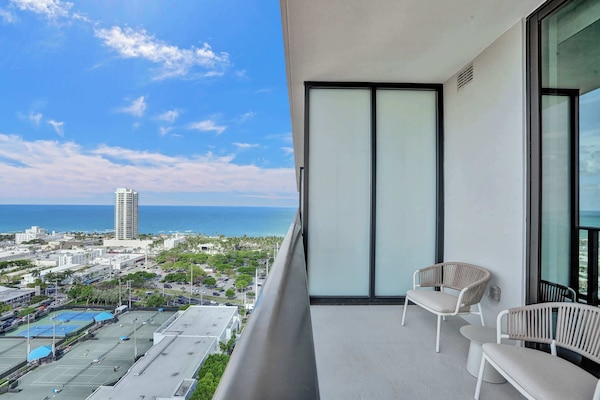 Modern1br Penthouse Miami Beach Amazing Ocean Views - Miami Beach, FL