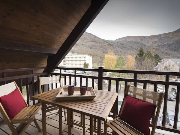 Duplex 10 Pers, 98m², Cœur Du Village, Balcon, Proche Télécabine Et Thermes, Parking Privé, Jacuzzi - Arreau
