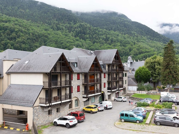 Appartement Spacieux 8 Pers, Centre Village, Balcon, Parking, Proche Télécabine & Thermes - Arreau