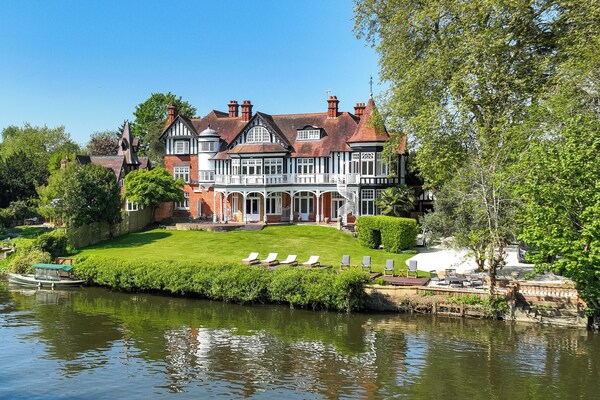 Double Room At River Arts Club Hotel - Marlow