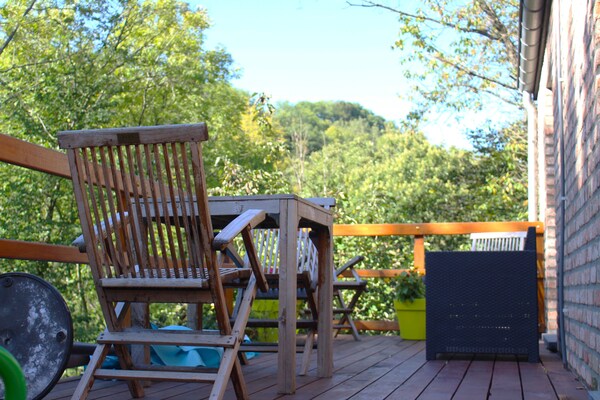 Chez Madame Irma: Country House At L'orée Du Bois In Wooded Grounds - Verviers