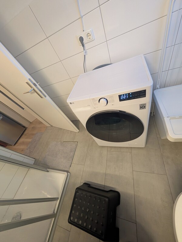 Charming 1-bedroom Apartment With Ac, Wifi In Tranquil Walldorf - Schwetzingen