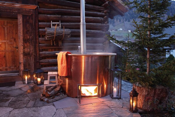 Holiday House Surcasti For 1 - 8 Persons With 4 Bedrooms - Holiday House - Vals