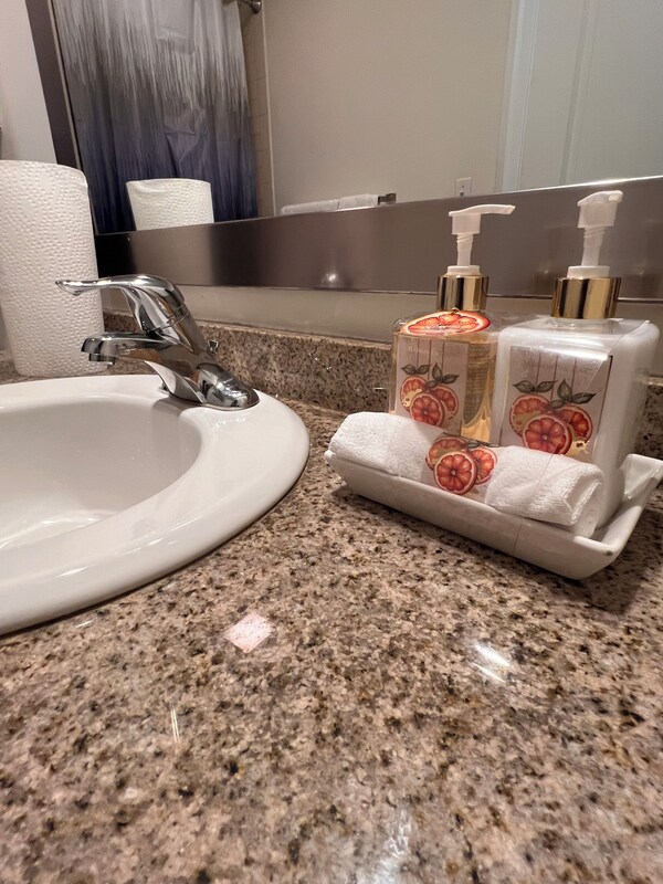 Charming 1-bedroom Apartment With Ac, Wifi In Lovely Baltimore - Maryland