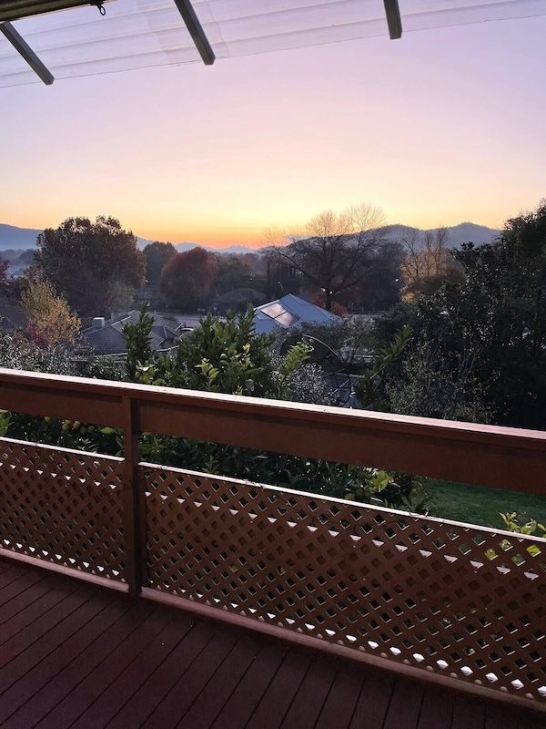 Cottage On The Hill S - Myrtleford