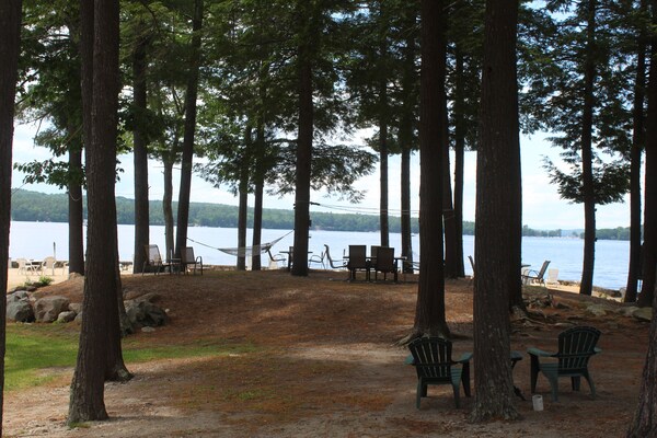 Lakeside 2-bedroom W/ Ac Sleeps 5. Quiet Beach In Lovely Naples. - Sebago Lake State Park, Naples