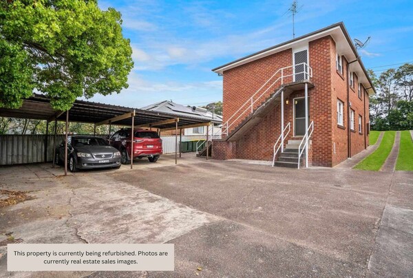 Prickly Pear Stays In Mayfield West - Newcastle