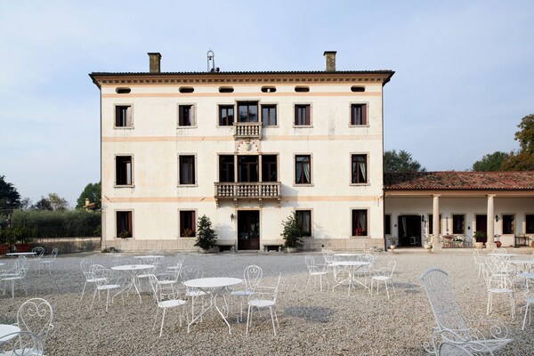 Elegant 16th-century Villa In Veneto - Perfect For Groups - Bassano del Grappa