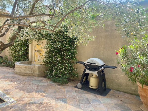 Le Patio De Montaury - Nîmes