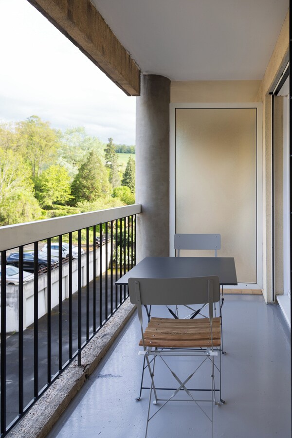 Comfortable Apartment In Aurillac - Wifi, Parking And Peace And Quiet - Cantal