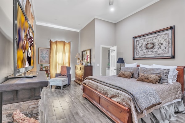 Secluded Guest Suite | Gazebo & Sauna Access - Mississippi