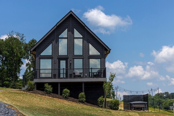 The Fives - 22455 Zen Height - Bristol, TN