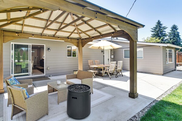 7 Mi To Vancouver Waterfront: Sleek Home W/ Yard! - Vancouver, WA