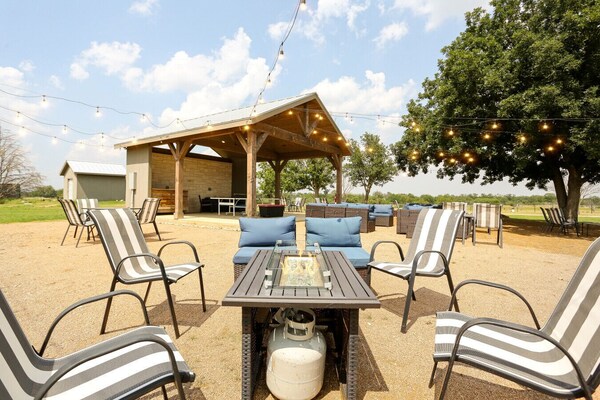 Firepit~starry Nights~wine Country~pets~king Bed - Fredericksburg, TX