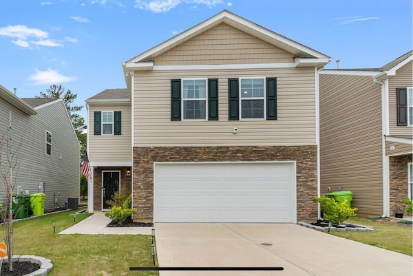 Spacious 4-bedroom House In Enjoyable Columbia With Ac, Wifi - Columbia, SC