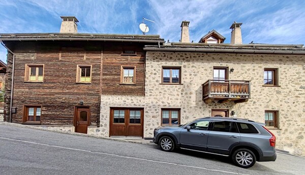 Ferienwohnung 'Loredana 1' Mit Bergblick, Gemeinschaftsgarten Und Wi-fi - Livigno