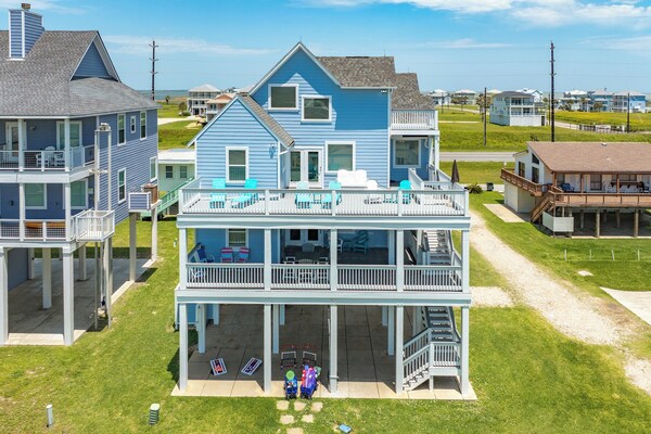 Beachfront 5br W/ Private Walkway * Family & Dog Friendly * Sleeps 16 - Jamaica Beach, TX