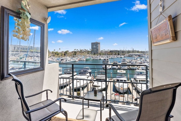 302b Amazing Location! Gorgeous Marina Views! - Oceanside, CA