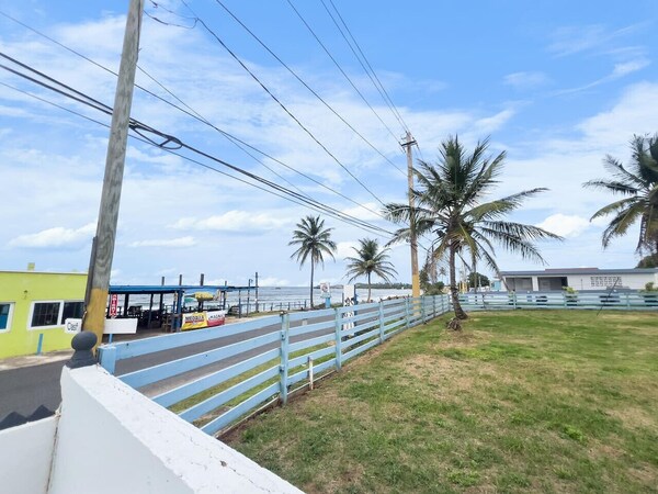 Casa Cueva | Beach House For 14 Ppl @ Arecibo - Aguada