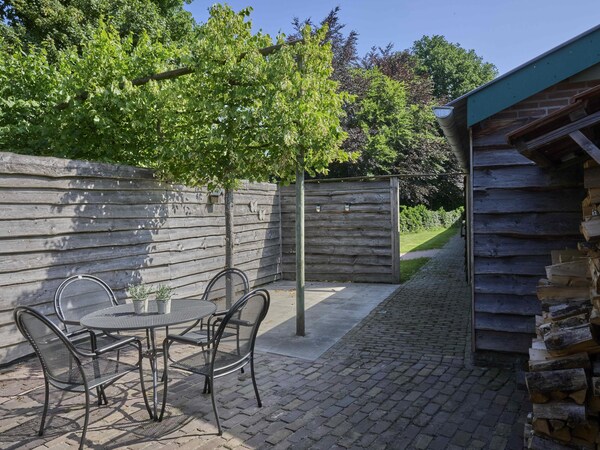 Nice Spacious House With A Sauna And Steam Room - Arendonk