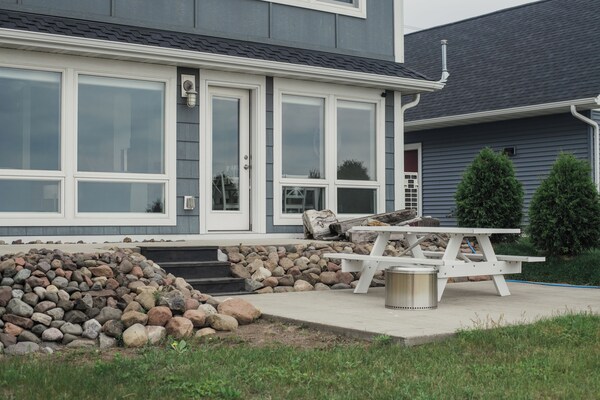 Park Point Oasis | On Lake Superior | Duluth - Duluth, MN