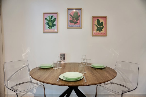 City Apartment For Up To 4 People Near Koblenz City Center & Main Station - Koblenz