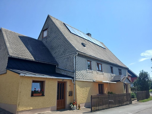 Ferienwohnung Groß - Ferienwohnungen Sommerfrische Lindenhaus - Neuhausen/Erzgebirge