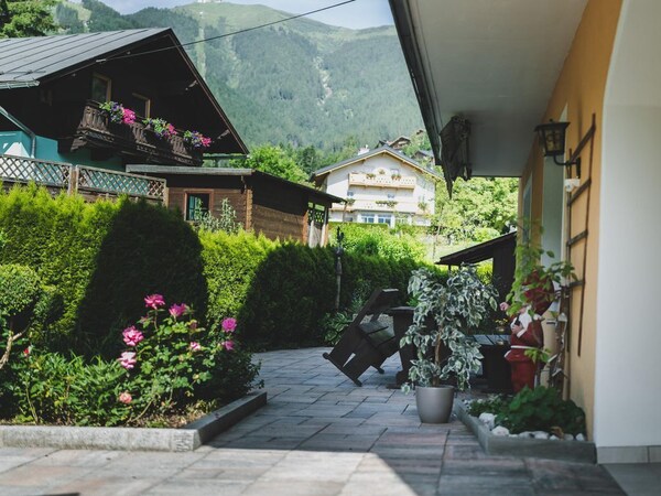 Chalet Carina By We Rent - Chalet With Private Garden & Sauna - Saalbach-Hinterglemm