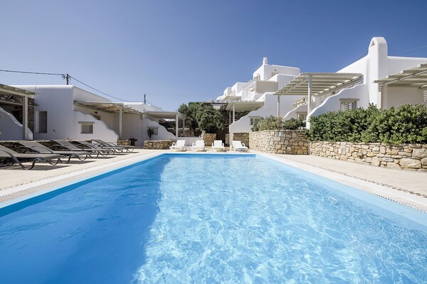 Marvi House With Shared Pool - Mykonos