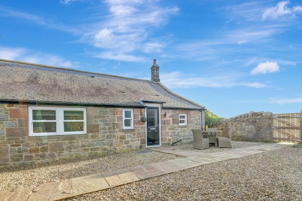 Inglenook A Cosy Cottage 10 Mins North Of Alnwick And 1 Min Off The A1 - Northumberland