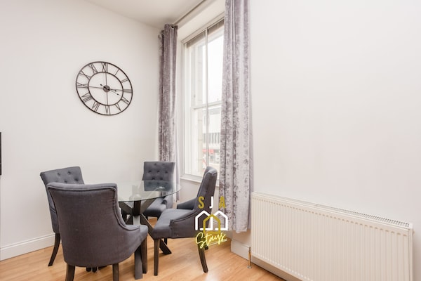 Dee Retreat 3 - Sja Stays - Modern 1 Bed Apartment - 亞伯丁