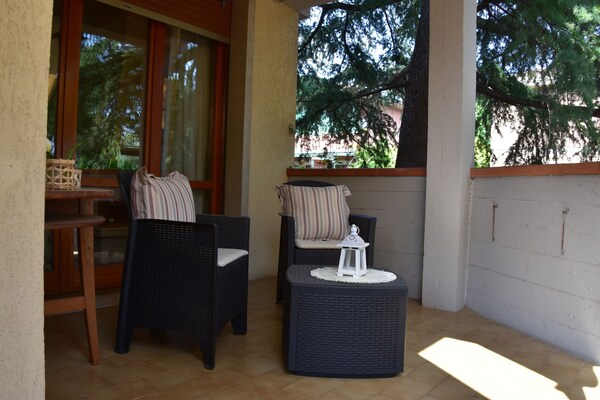 Appartamento Elegante Con Grandi Terrazze In Zona Residenziale E Silenziosa - Sesto Fiorentino