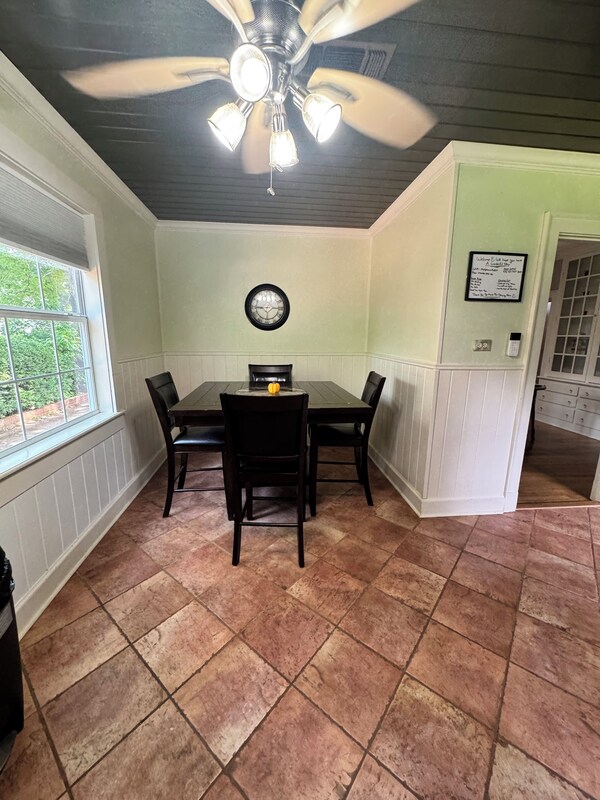 Spacious 4-bedroom House In Lovely Nacogdoches With Ac, Wifi - Nacogdoches, TX