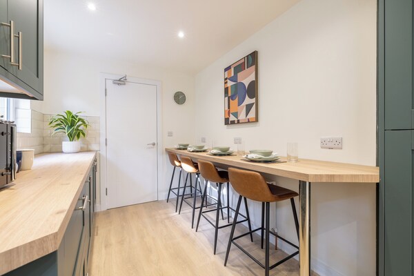 Coleraine, Northern Ireland - River Bann Rooms (Room 4) - Portstewart