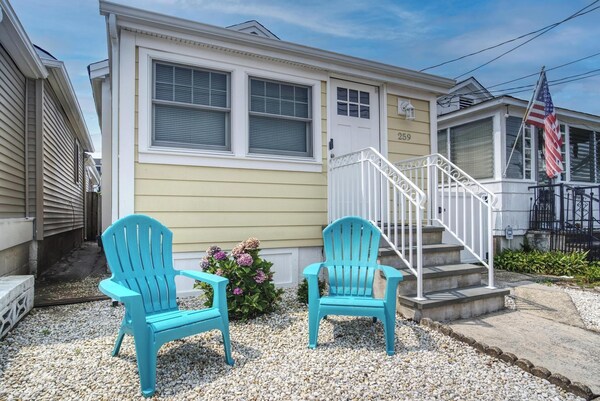 5min Walk To The Beach Home 2 Br 1 Bth Grill &Deck - Bay Head, NJ