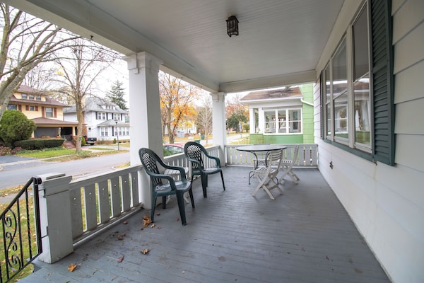 Whole House 5 Min From Airport 5-beds Sleep 10 - Rochester