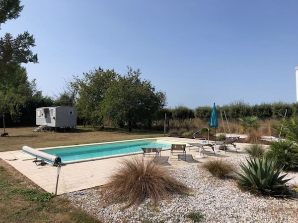 Quiet Roulotte On Land With Swimming Pool - Surgères