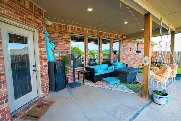 Mtn Escape  Pool, Hot Tub, Fire Pit, Pet Ok! - Lake Jed Johnson, OK
