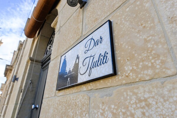 Charming 4-bedroom Villa With Jacuzzi, Ac And Wifi In Fabulous San Lawrenz. - Malta