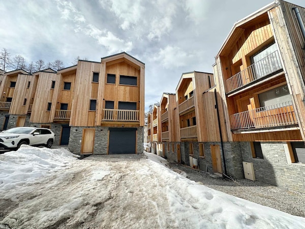 Chalet Moderne à Vars - 9 Pers, 115m², Confort Et éLégance - Vars
