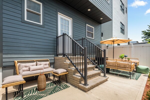 Luxe 2-bedroom Condo With Ac, Fast Wifi, Private Patio,gameroom 15minutes To Nyc - Jersey City, NJ