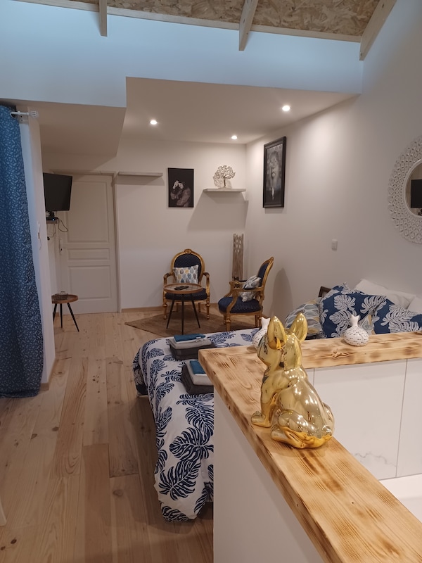 Chambre D'emma, Whirlpool Bath, Free Wi-fi, Free Private Parking - Meurthe-et-Moselle
