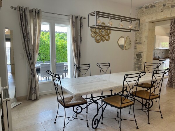 Mansion With Private Pool And Gym - Montpellier