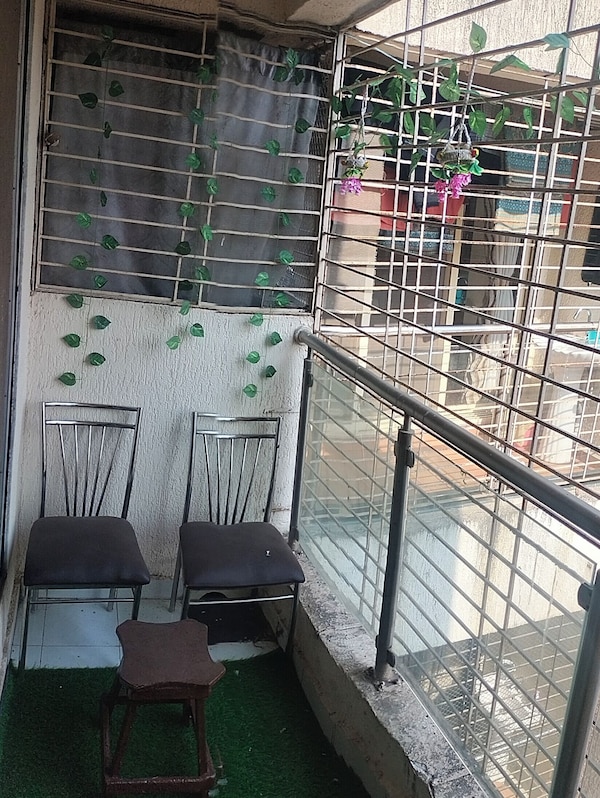 Kickback And Relax In This Calm And Peaceful Place 5 Min To Pheonix Mall - Mumbai