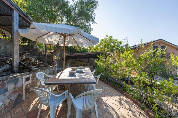 Apartment 'Casa Del Cedro' With Sea View, Private Terrace And Wi-fi - Patti