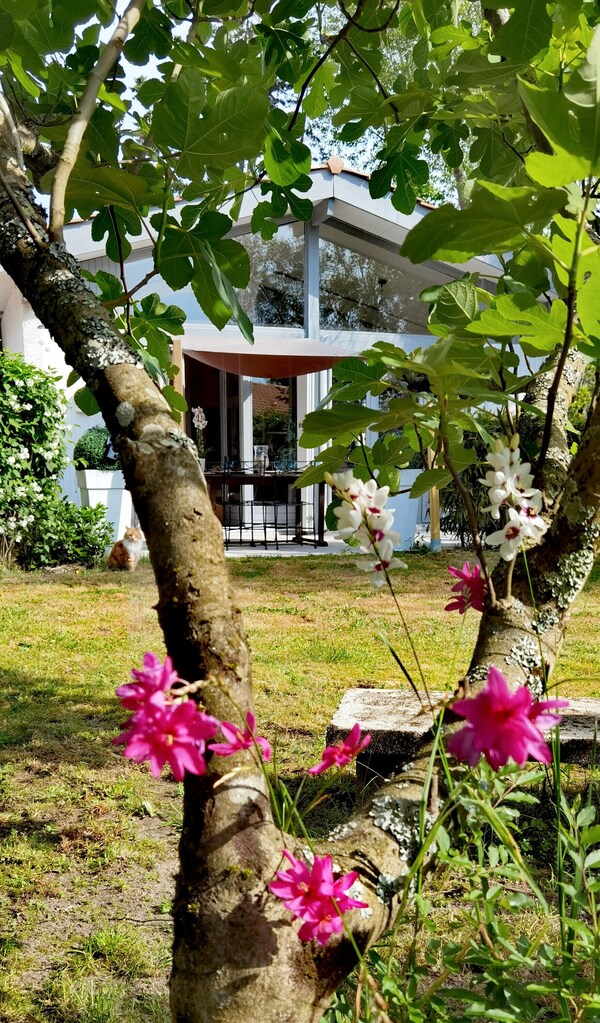 Holiday Home 'Nathou' With Private Terrace, Shared Garden And Wi-fi - 아흑꺄숑