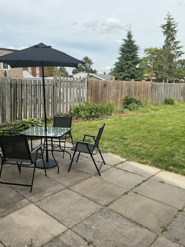 Stylish Comfort Near The Falls- Family Friendly Relaxation Awaits! - Welland